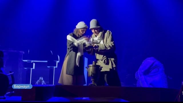 Спектакль по мотивам романа Булгакова «Белая гвардия» покажут сегодня и завтра