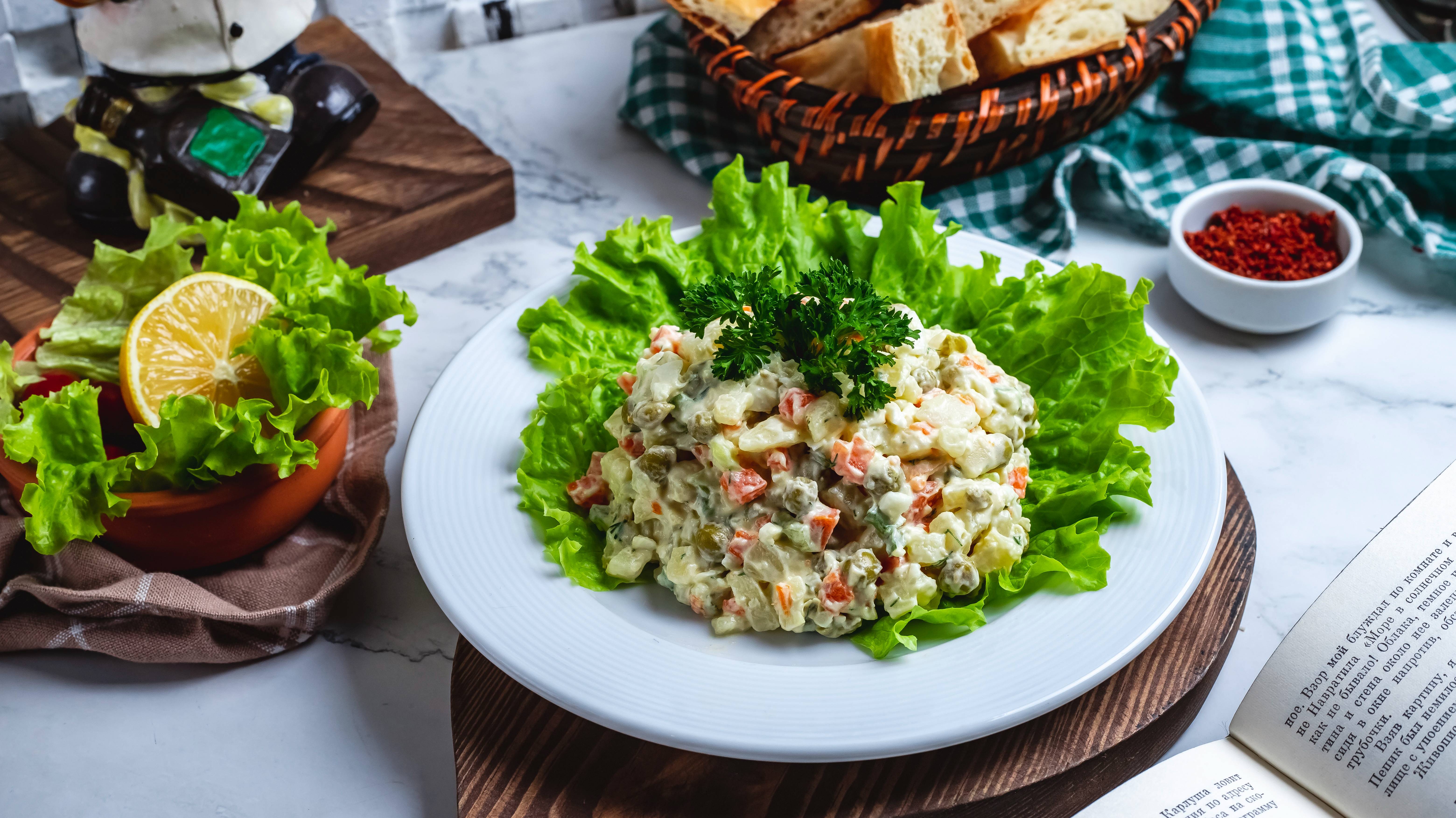 Оливье на Новый год — мой фирменный способ, готовим с душой!