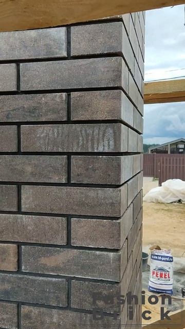 Черно коричневый кирпич ШВАРЦБРАУН Fashion Brick черный шов #чернокоричневыйкирпич #шварцбраун