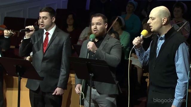 Пожелтел цветущий сад..