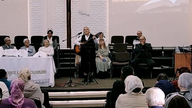 С небес лазурных к нам сошел Спаситель,  песня  02.11.2025