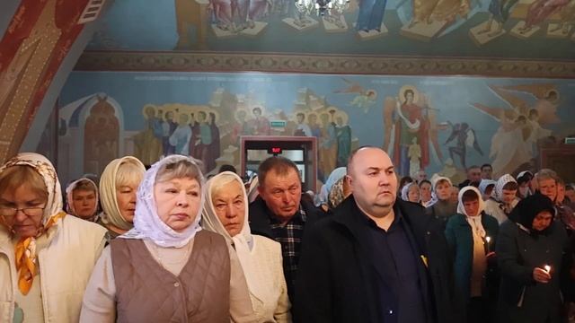 Соборное богослужение в храме в честь Казанской иконы Божией Матери города Козловка 19.10.2025