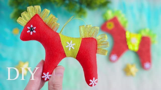 Лошадка из фетра, СИМВОЛ 2026 своими руками