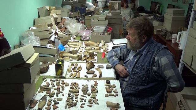 Самые обычные находки на сельском поселении где-то под Азаком