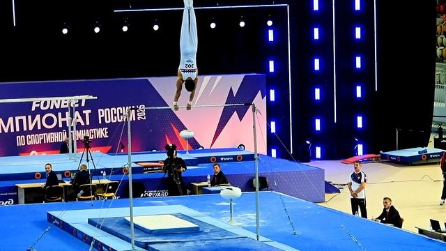 ЯКУБОВ Мухаммаджон 302 на перекладине