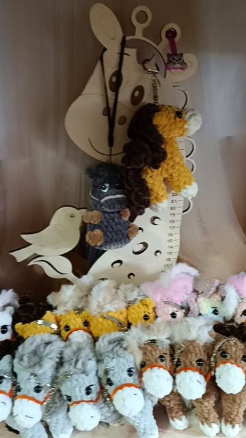 20 лошадок. Табун пополняется