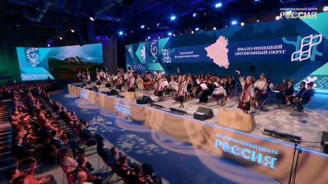 «Сердце Ямала»: музыкально-танцевальный номер в исполнении Национального ансамбля танца «Сыра сэв»
