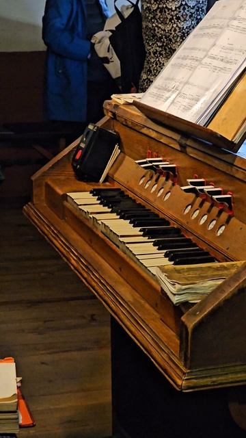 Старинный деревянный костел в Волпе (1773 год)