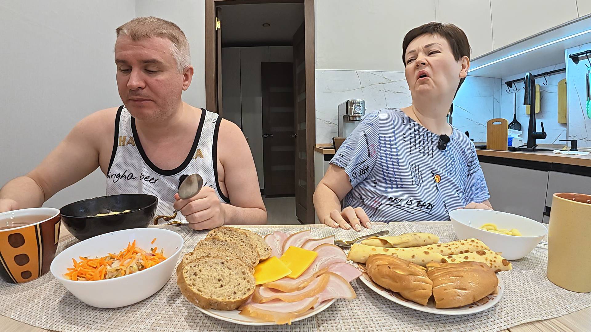 Мукбанг Вован решил показать ХАРАКТЕР и включил МУЖИКА! Стряпня моя ему НЕ ПО ВКУСУ! Семейный обед