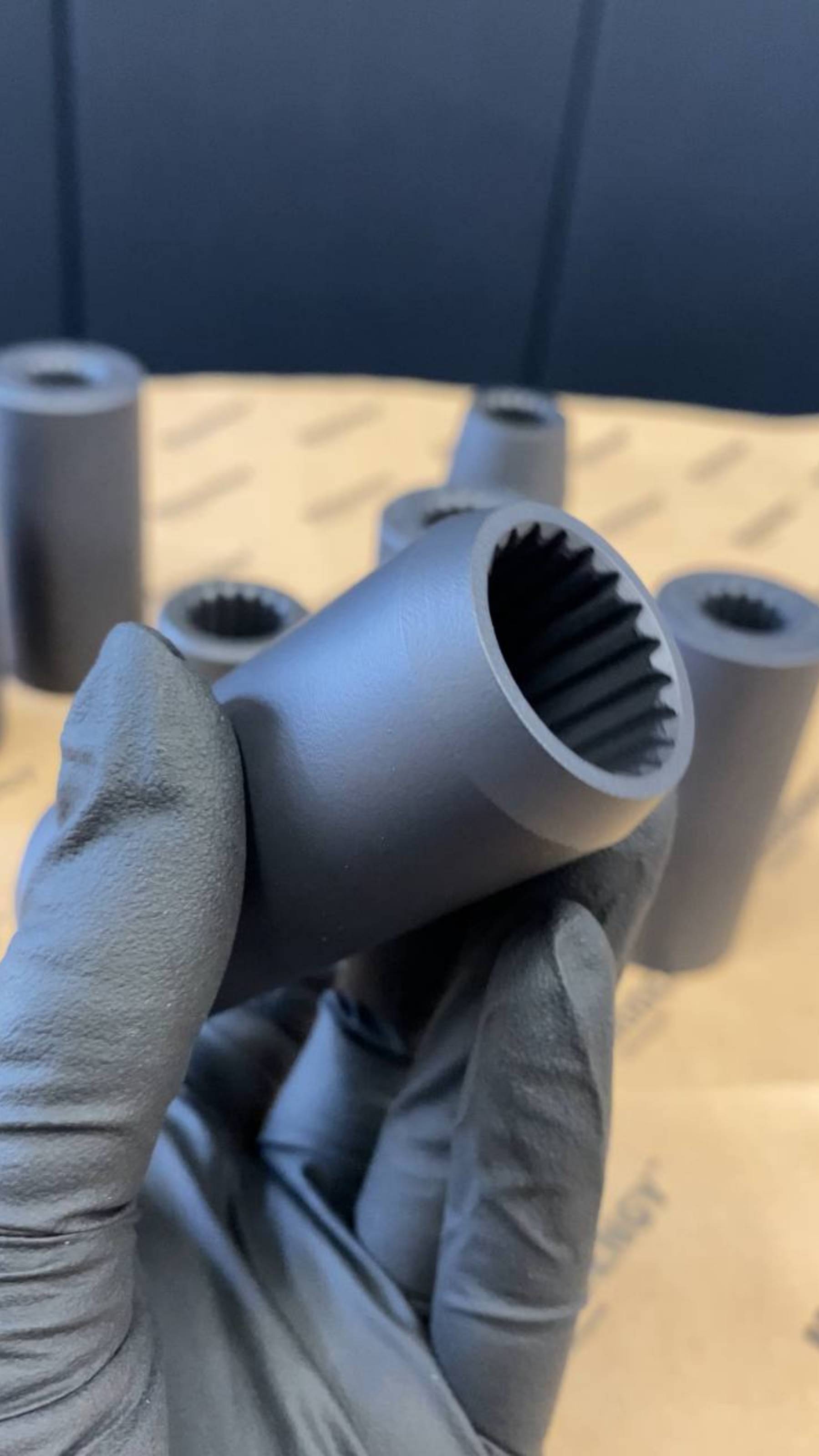 Погружные электроцентробежные насосы для добычи нефти. Муфты с покрытием MODENGY 1014 #shorts