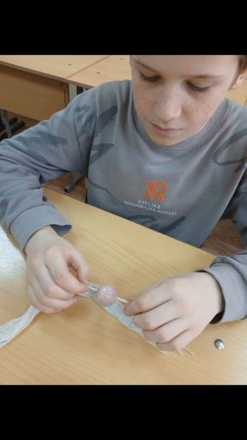 сестры милосердия Кузьмин и Шохирев