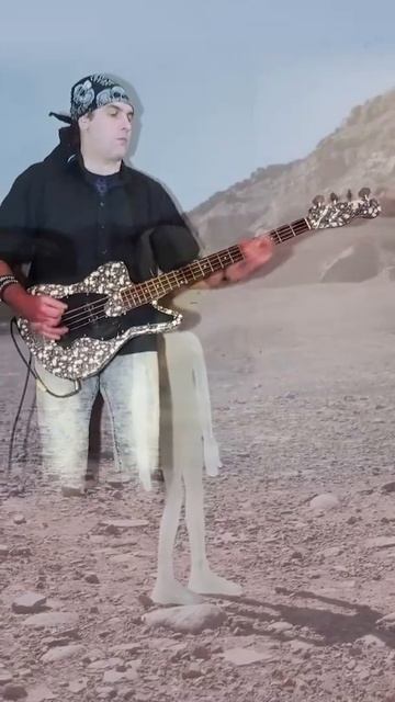 Hangar 18 Bass Cover 3