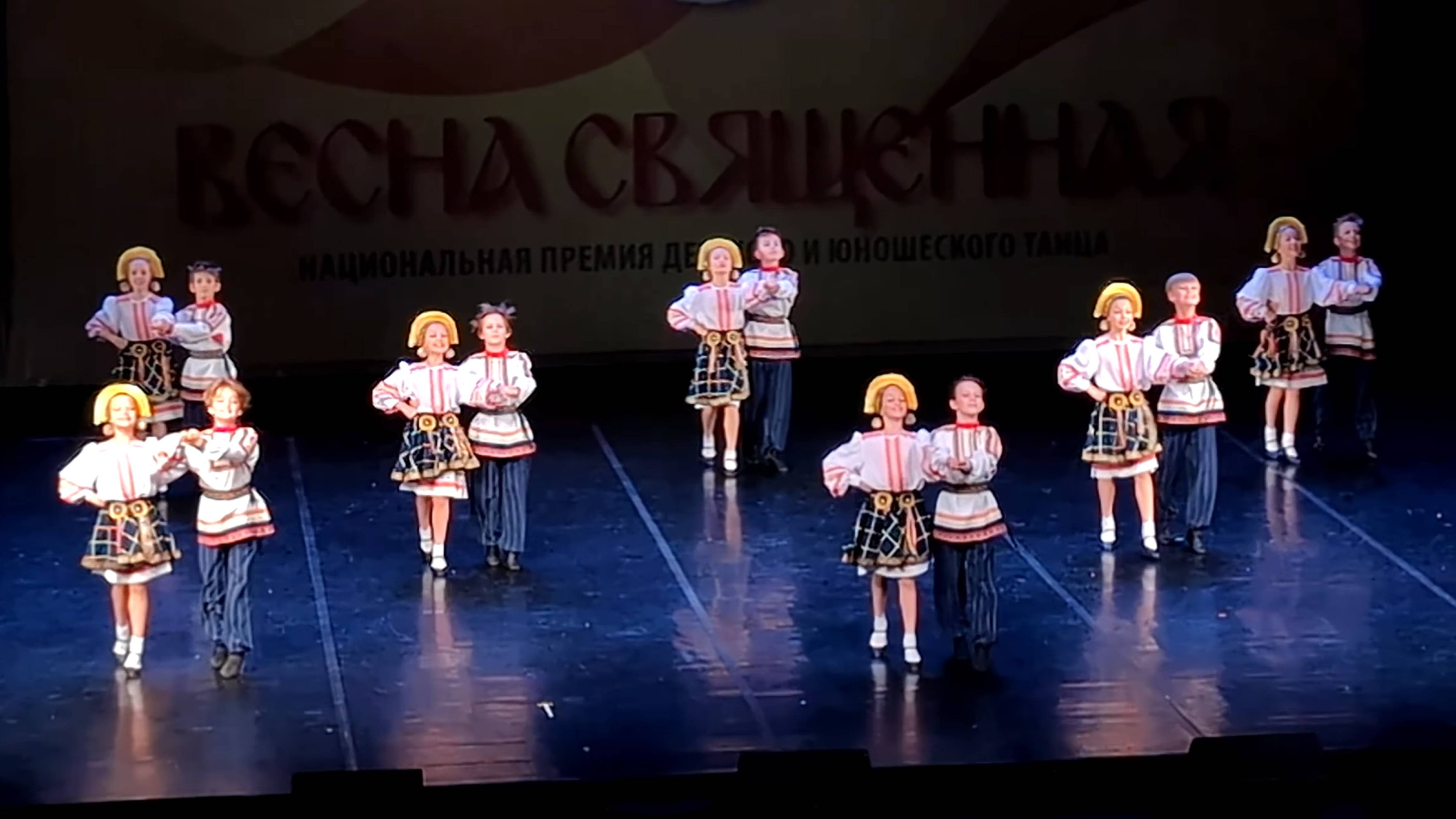 "Деревенский перепляс"