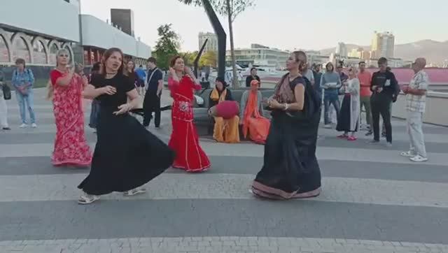 ХАРИНАМА с Е.С. Шрилой Бхакти Ратнакаром Амбаришей Свами