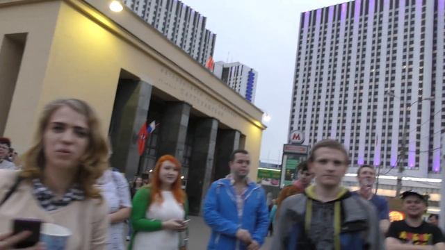 4K БабушкаКуритТрубку - Live Партизанская 12.06.17