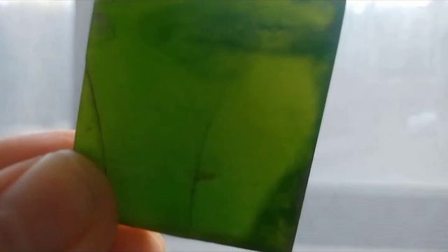 Саянский нефрит для кулонов вставок.