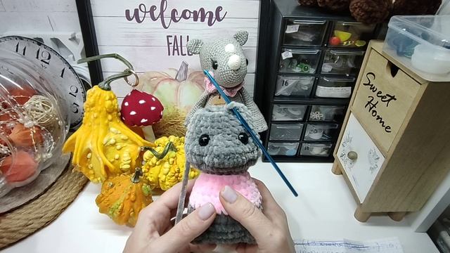 "Вязание - это серьёзно" 44 и 45 неделя: бегемотик в юбке и чайка