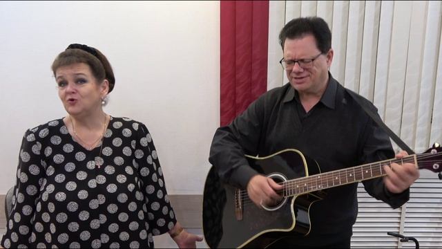 43 Я порхал на крылышках бумажных...- дуэт "Аллегория"