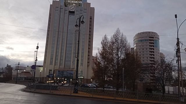 Екатеринбург - ул. Свердлова утром - Ноябрь 2025