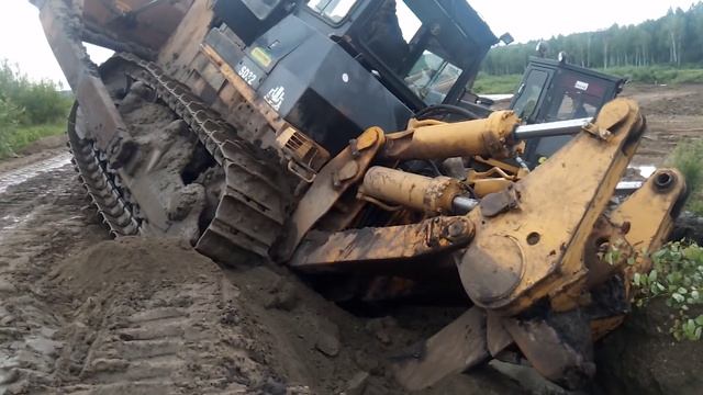 Шантуйку 32 стащило с мокрой дороги шантуй 22 в помощь #tractors #ПОЛНАЯВЕРСИЯ, #SHANTUI #32 #22