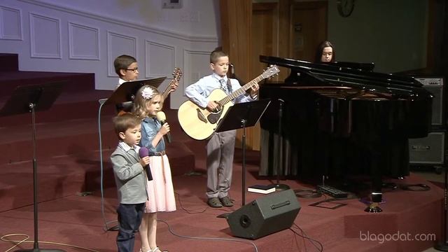 Один построил свой дом на песке..