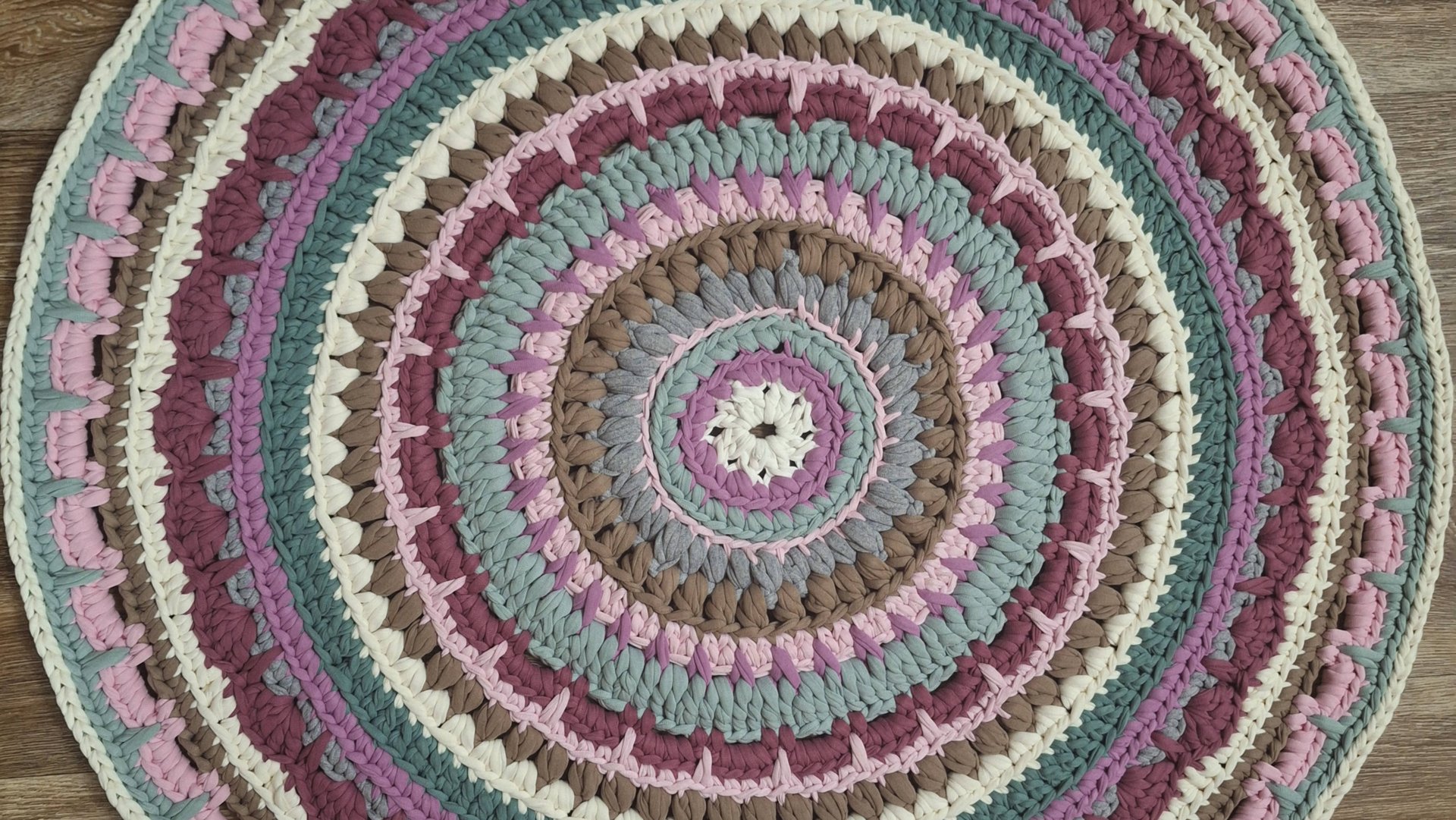 Урок 4/ Коврик из трикотажной пряжи..