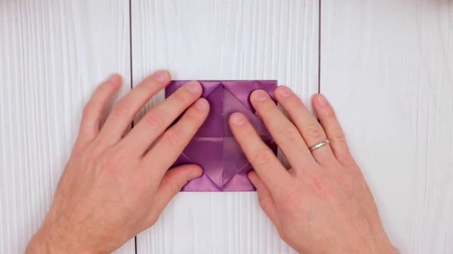 Сюрприз - сделаем подставку для карандашей из бумаги. Кубик Рубрик (6+)