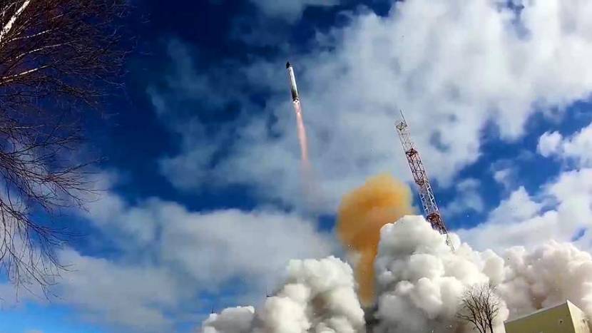 В Госдуме перечислили возможности ракеты «Сармат»