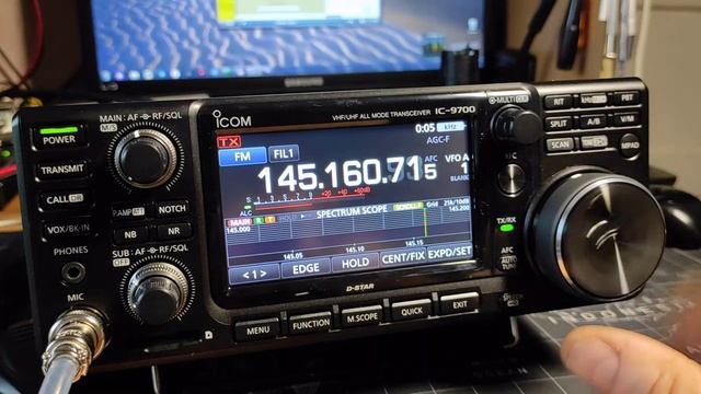Легкий обзор Icom-9700