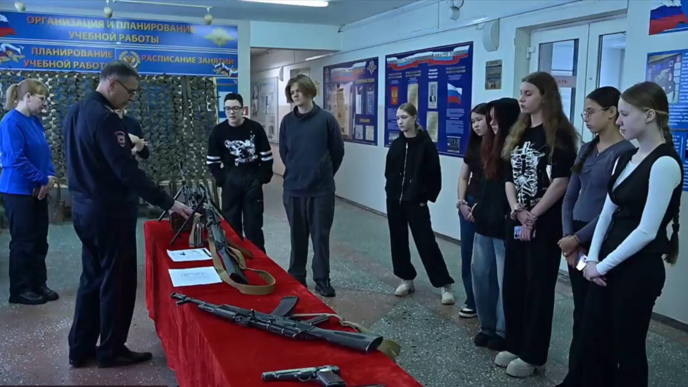 «Первые» посетили Магаданский центр профессиональной подготовки УМВД