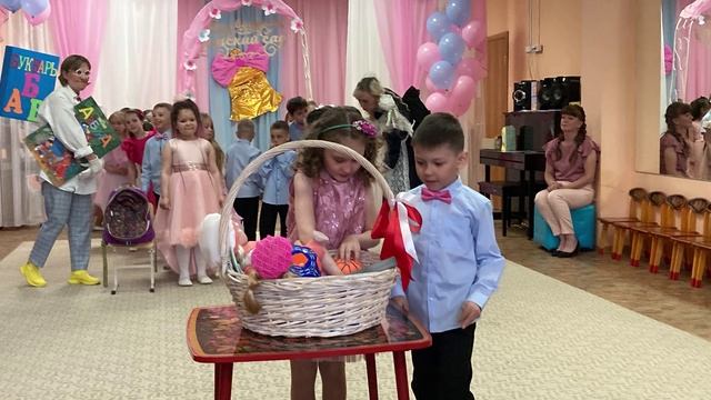 Выпускной балл 2023 г. Группа №7 "Бусинки"