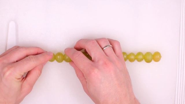 Готовим вместе забавные закуски. Кубик Рубрик (6+)