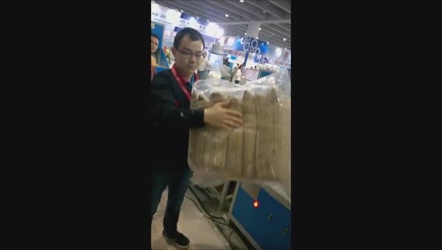 Упаковка подушек в количестве больше одной