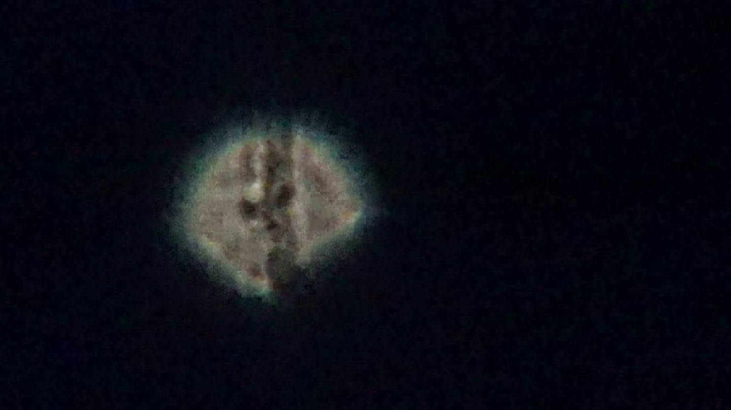 1.0x - OVNI. Fragments 2025: 6-III, 26-II, 1-III, 19-III, 3-III, 8-II, 19-III