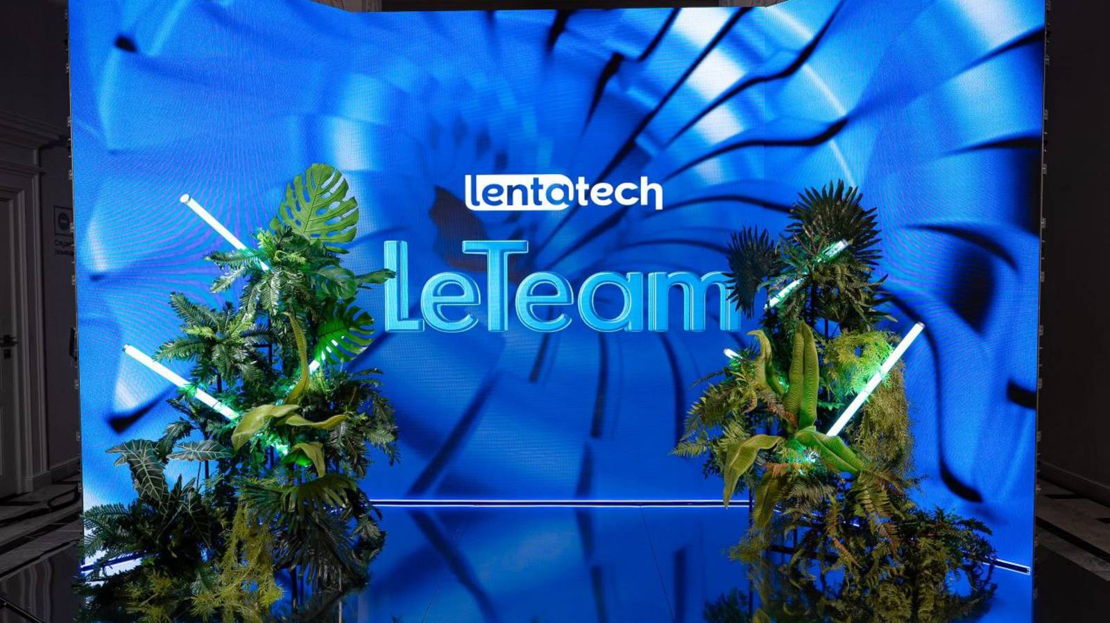 Александр Гуров - Знакомство с ИИ, история, общее представление и лайфхаки