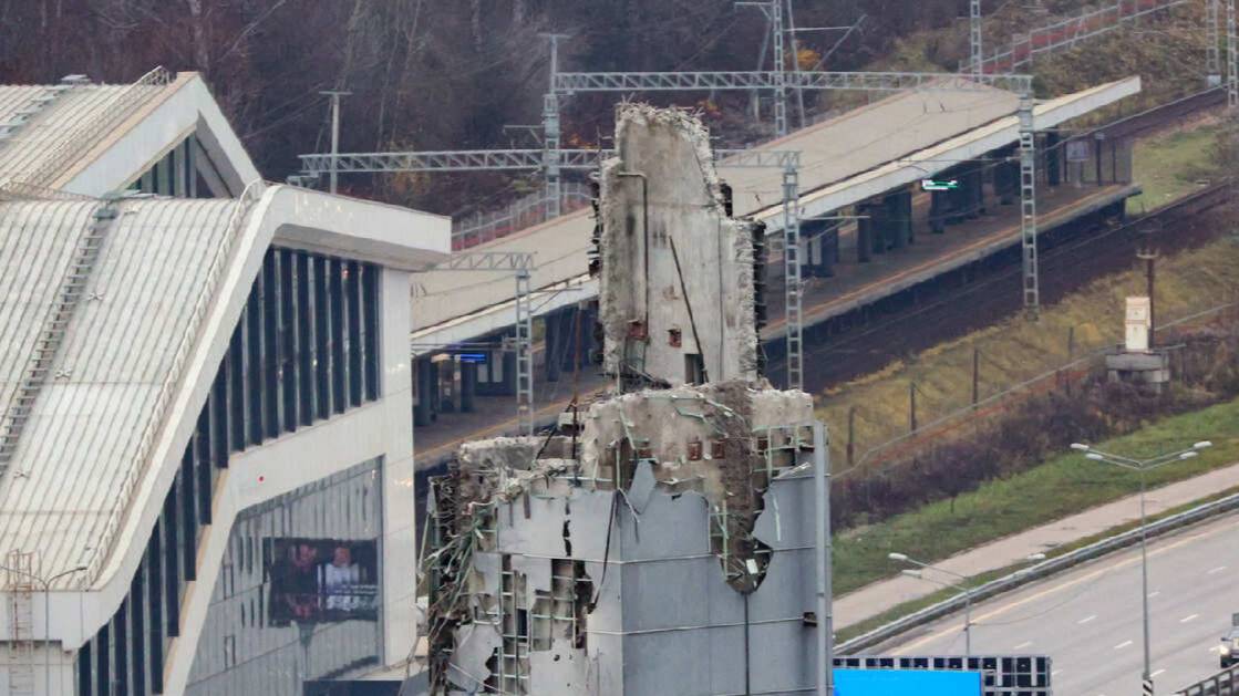 Прокуратура проводит проверку по факту обрушения части конструкций "Снежкома"