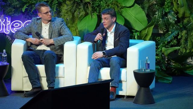 Мельников А, Давыдов В, Обухов А, Катасонова Е, Оксана Панферова — Складская роботизация