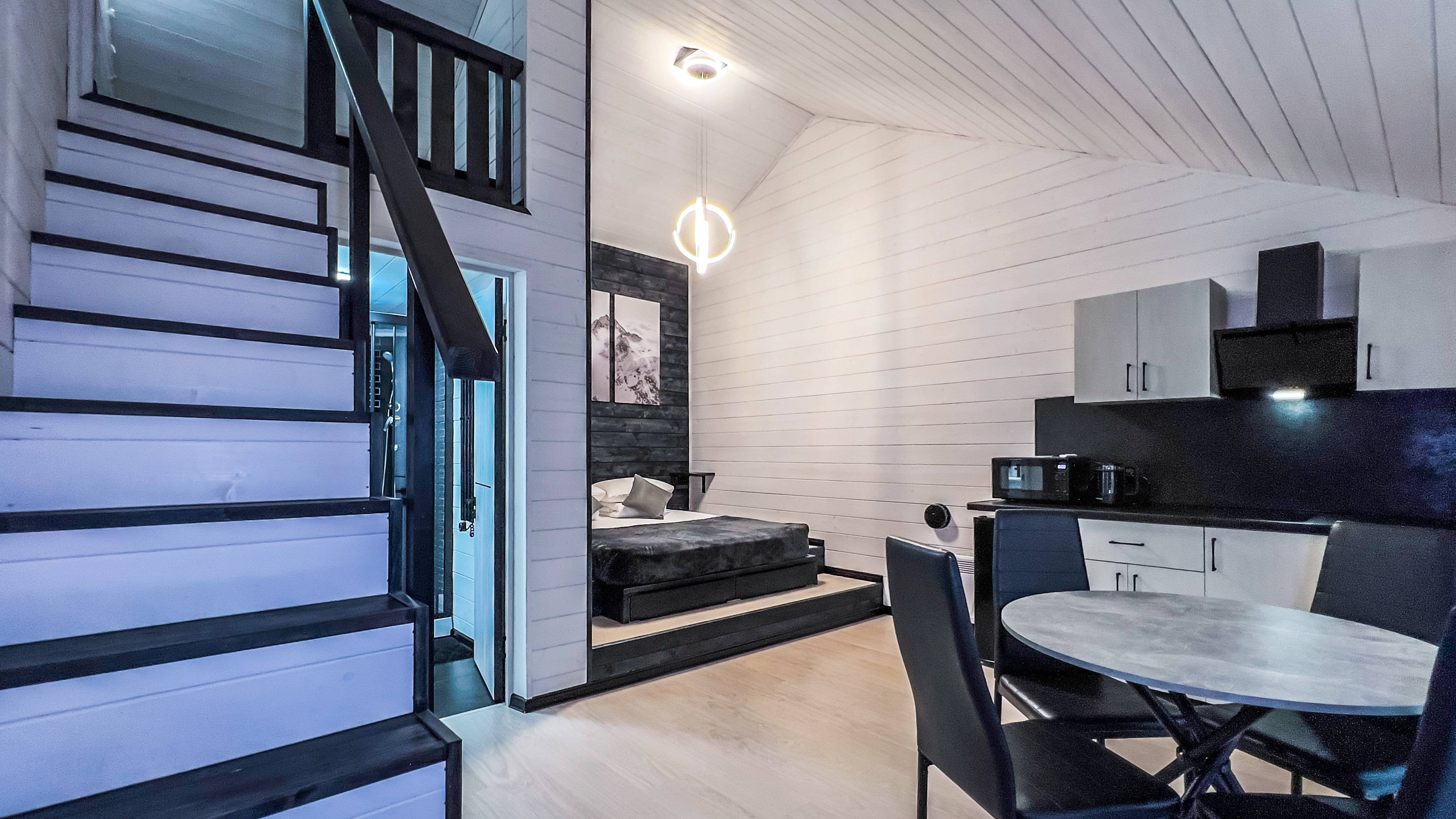 Номер черно белые тона Архыз