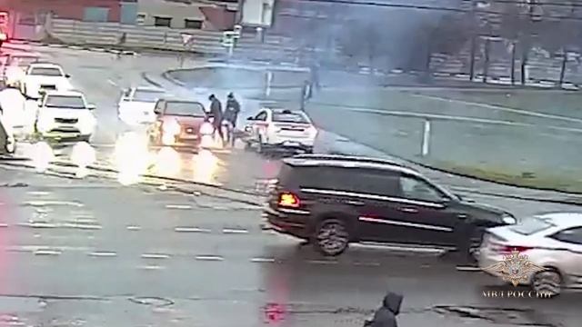 В Московской области полицейский оказал помощь водителю, которому стало плохо на дороге