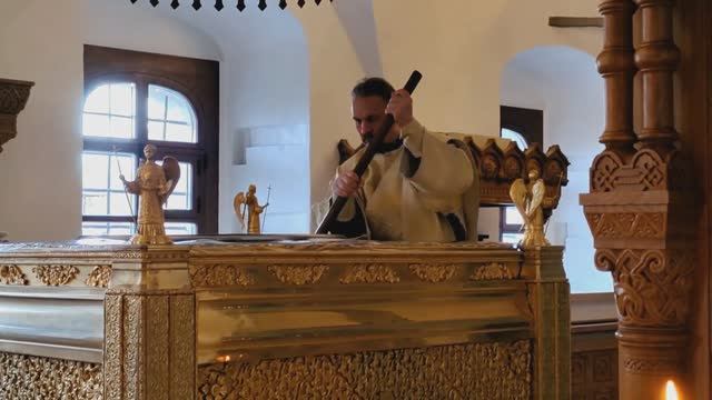 Донской монастырь. Мироварение на Страстной неделе