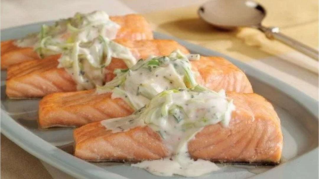 Красная рыба под сливочным соусом