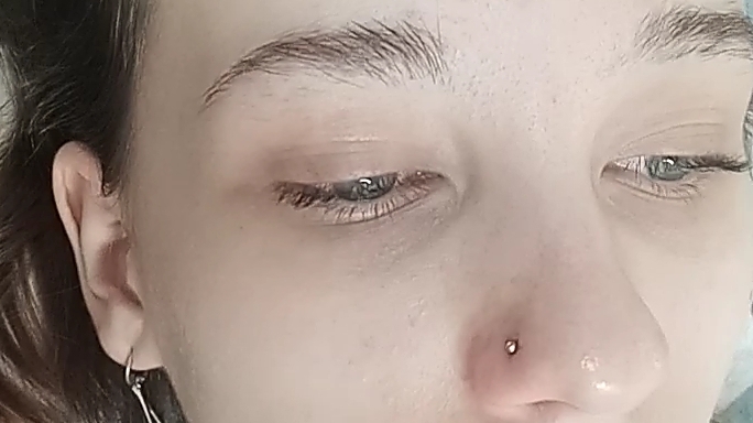 Пирсинг крыла носа