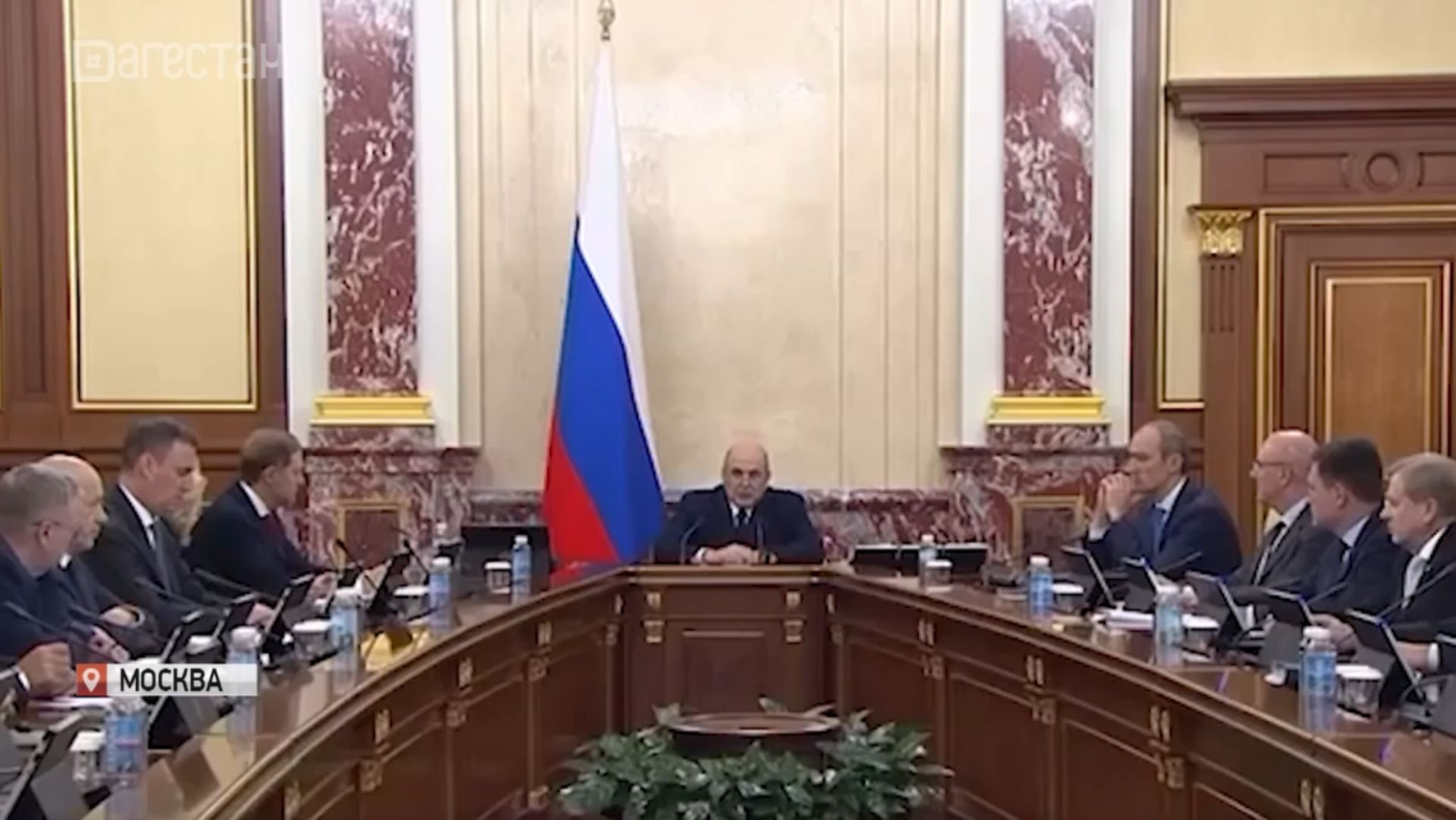 Правительство России продолжает поддержку регионов