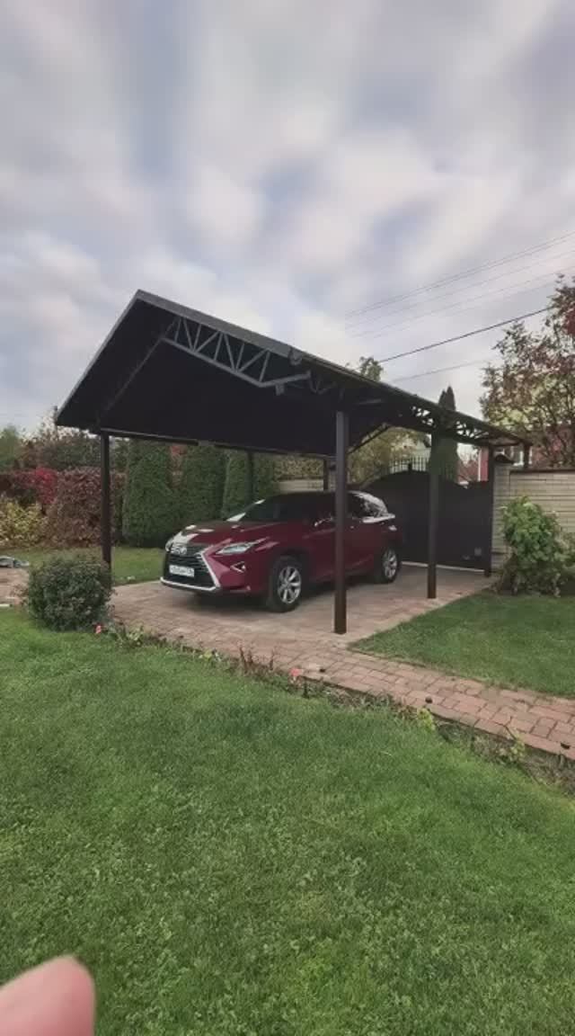 Два двускатных навеса из мягкой кровли