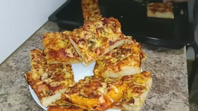 Вкусная и быстрая пицца.