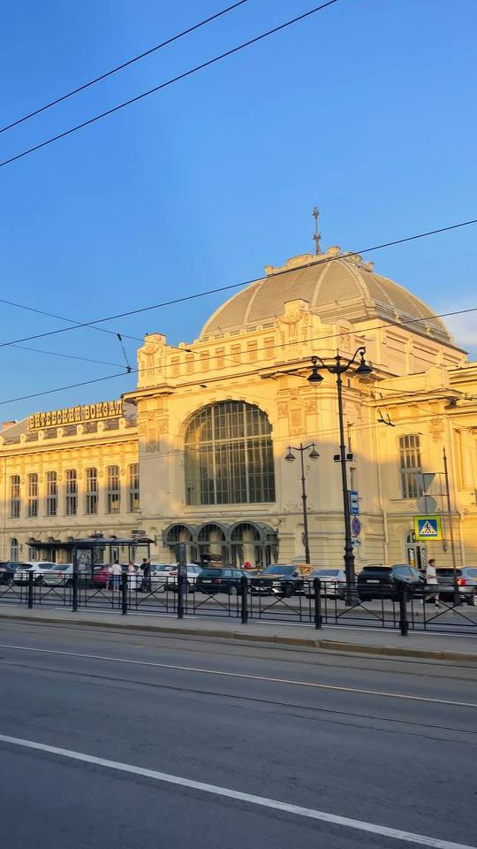 Санкт-Петербург,  Рузовская, Адмиралтийский район Вид улицы у подъезда (Можайская)