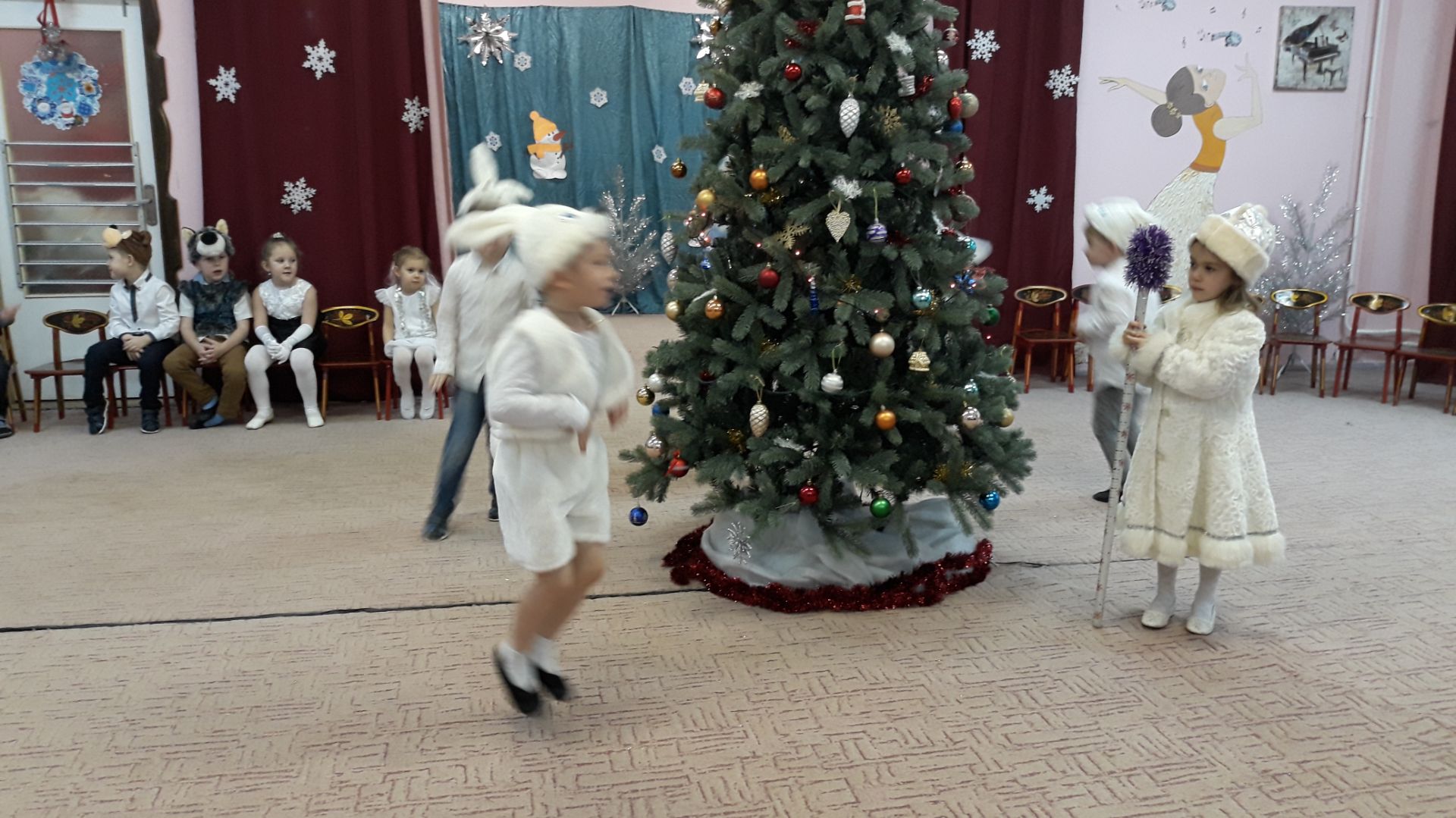 Танец зайчиков