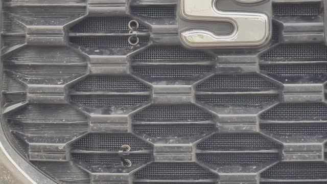 Защитные сетки радиаторов SWM G 05 pro 2025 г