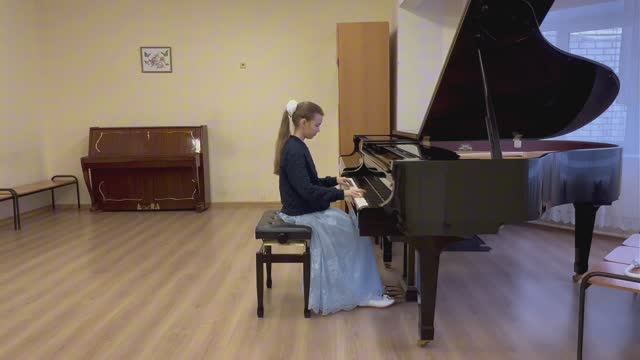 И.С.Бах. Инвенция d-dur (3-х голосная). Исп. Елизавета Перова, 4 Кл, г.Воронеж