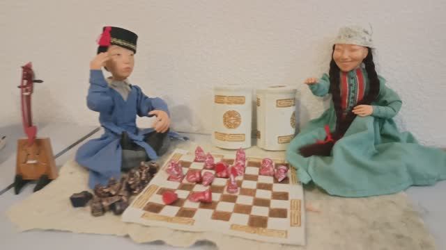 Выставка кукол Якутии в мастерской Земфиры Дзиовой (Владикавказ, Кирова, 34)